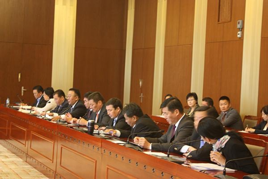 Газрын тосны тухай хуулийн шинэчилсэн найруулгын төсөл дэмжигдлээ Гэрэл гэгээ