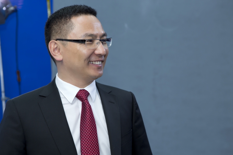 Хот нь амьд организмтай адил - Гэрэл гэгээ