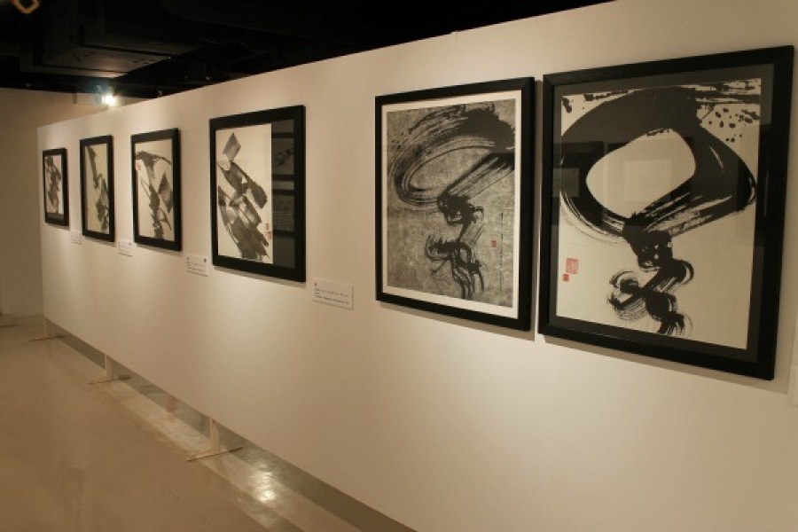 Уран бичлэгийн үзэсгэлэн дэлгэгдэнэ Гэрэл гэгээ