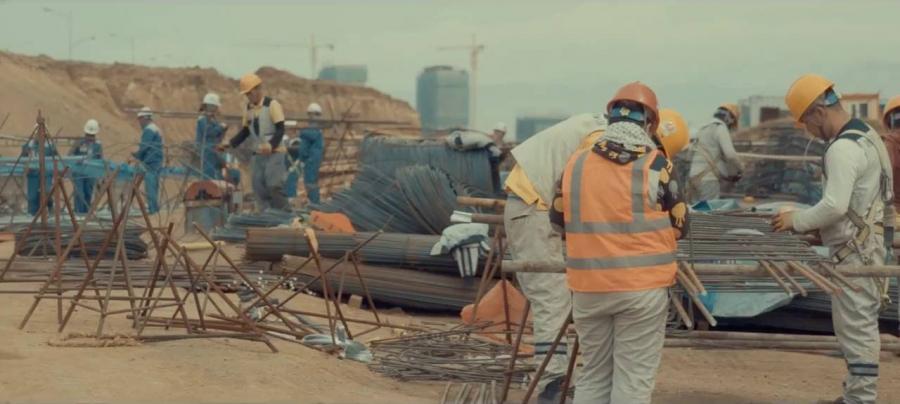 Барилгын талбайгаас онгоцны бөмбөг олджээ - Гэрэл гэгээ