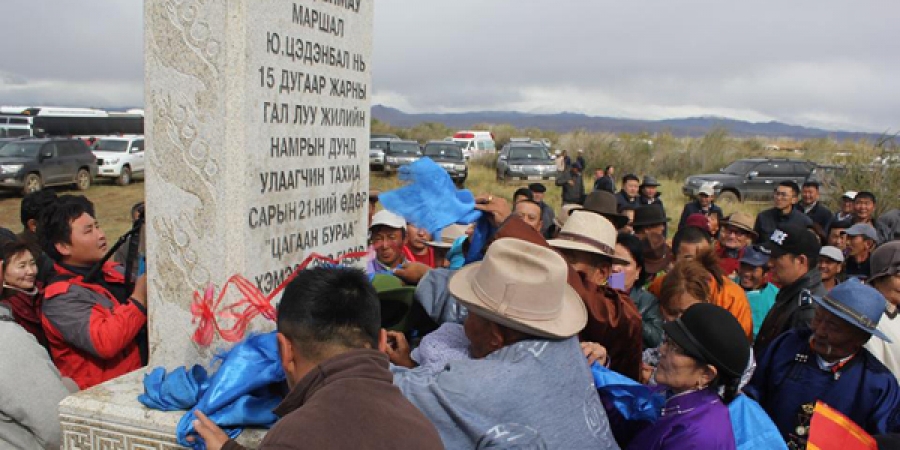 Ю.Цэдэнбал агсны гэрэлт хөшөөний нээлт боллоо - Гэрэл гэгээ