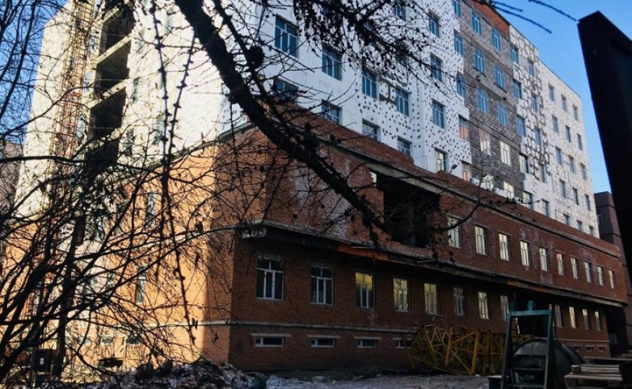 Түлэнхийн төвийн барилга царцаагүй гэв - Гэрэл гэгээ