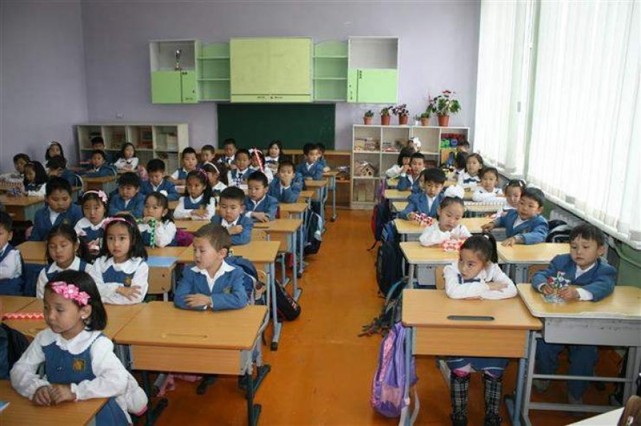 Сурагчдын амралт дуусч, хичээл эхэллээ - Гэрэл гэгээ