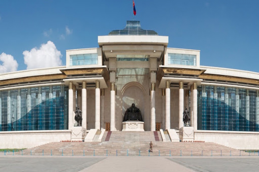 Д.Сумъяабазар даргын судалгаагүй шийдвэр шүүмжлэл дагуулав - Гэрэл гэгээ